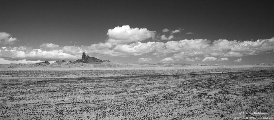 Desert Spire | Outside Capitol Reef National Park | Landscape mountain ...